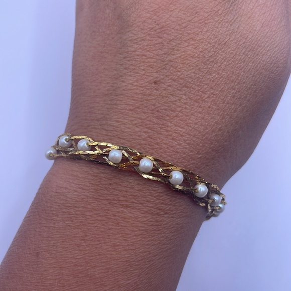 Avon | Jewelry | Vintage Avon Gold Tone Faux Pearl Statement Chain ...